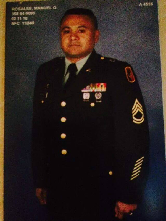 Bulldogs Wall of Honor - Nicholas Senn High School Alumni